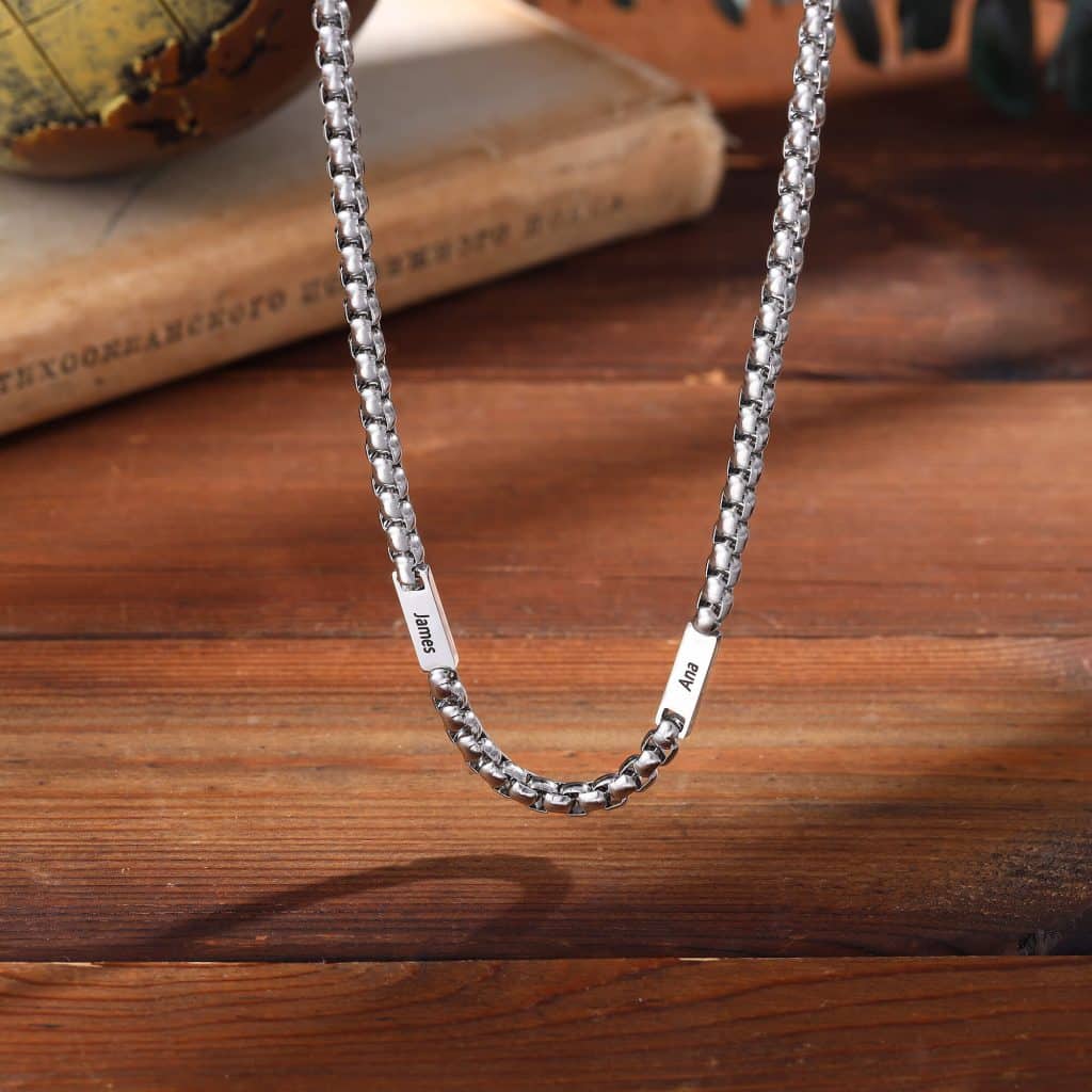 Men's Name Necklace | Curb Chain with 1-5 Custom Engraved Names